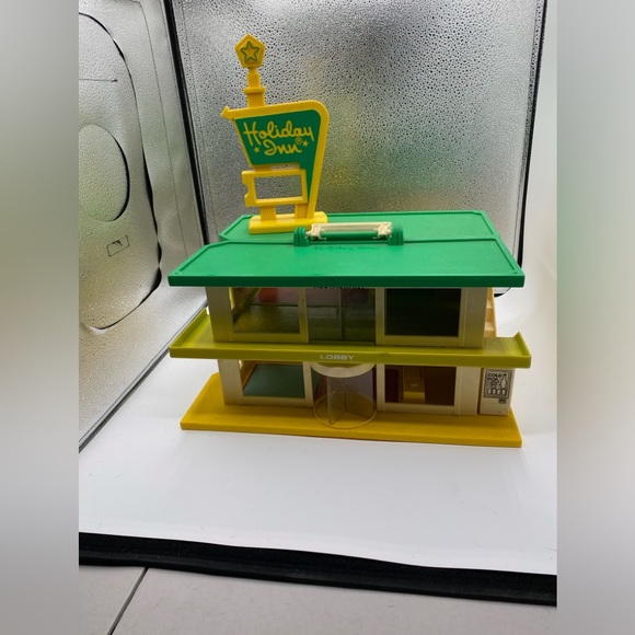Playskool | Toys | Vintage Hard To Find Holiday Inn Motel Hotel ...